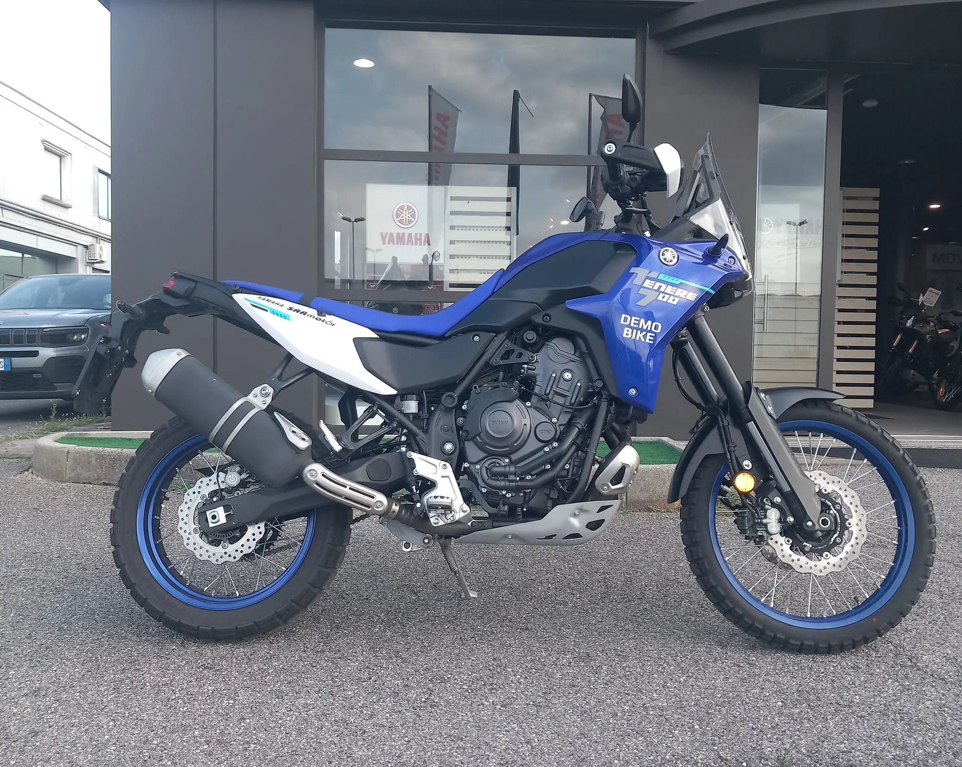 Yamaha T?n?r? 700 blu usata disponibile a BS