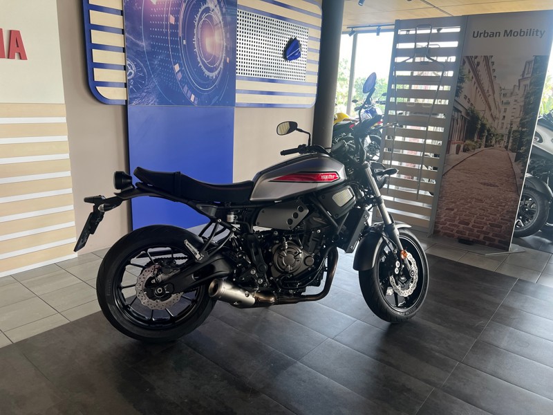 Yamaha XSR 700 ABS usato - Yamaha-Motor Europe N.V. Filiale Italia