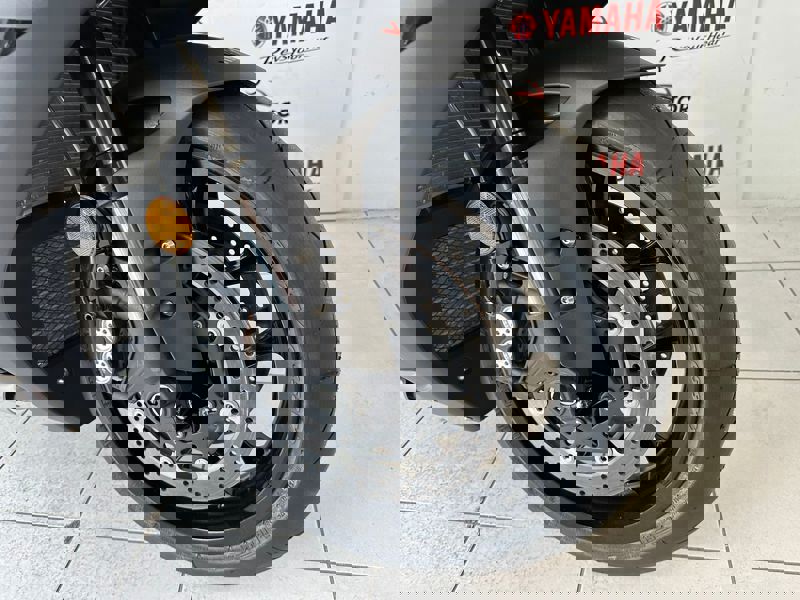 Yamaha YZF R1 ABS usato - Yamaha-Motor Europe N.V. Filiale Italia